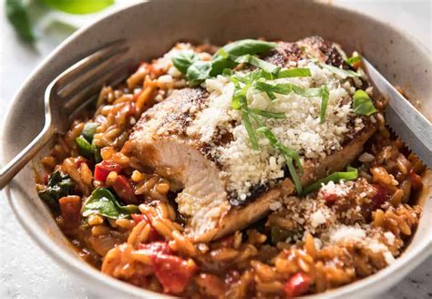 One Pot Italian Chicken Orzo Risoni Pasta Recipetin Eats
