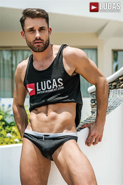James Castle Bottoms For Alejandro Castillo S Big Uncut Cock