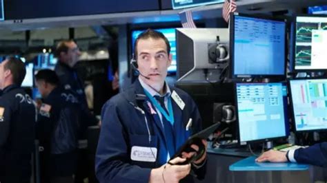 Coronavirus Stocks Bounce As Volatility Continues