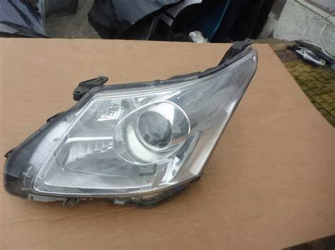 Toyota Avensis T27 Lampa Lewa Przednia Lewy Przód Niska cena na