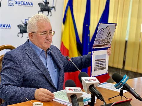 Primarul Ion Lungu a anunțat că a semnat contractele pentru