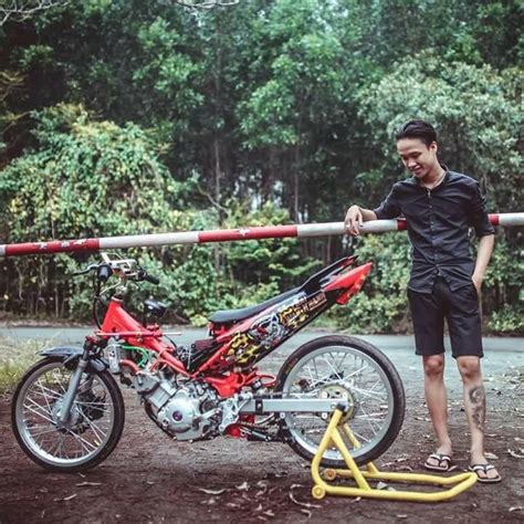 Ghim trên Bikes Xe đẹp Xe mô tô Mô tô