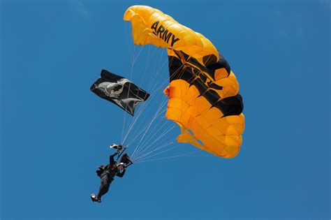Nas Armia Spadochron Skoki Darmowe zdjęcie na Pixabay Pixabay