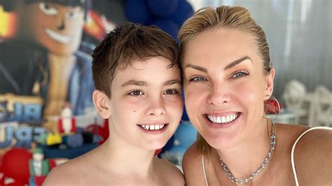 Ana Hickmann revela reação do filho ao assumir romance Edu Guedes