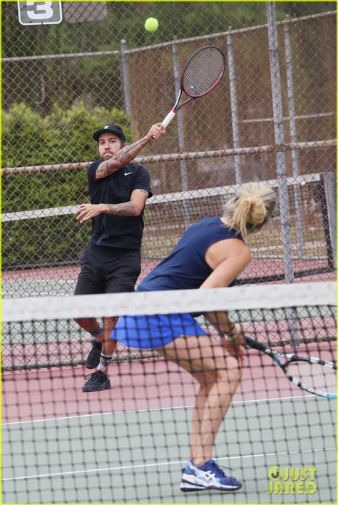 Shirtless Pete Wentz Enjoys A Tennis Match Shows Off His Long Blonde