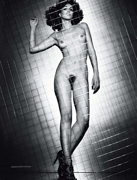 Naked H L Na Noguerra Added By Johngault