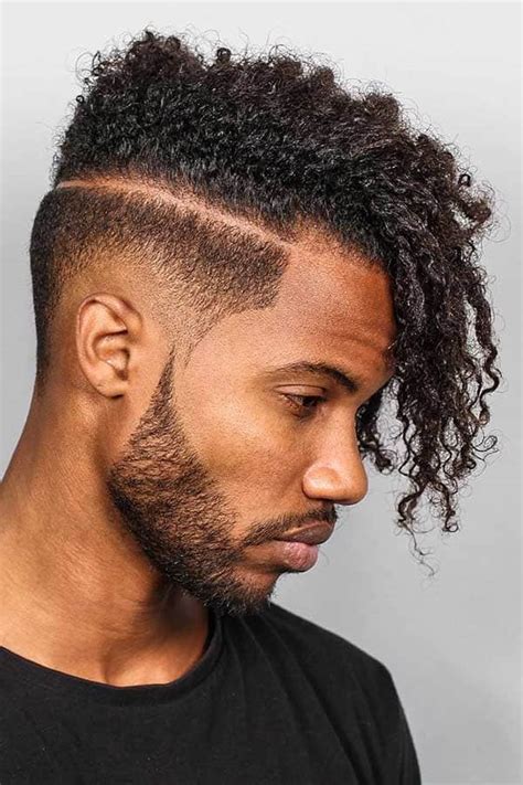 Mais De 90 Cortes De Cabelo Masculino Cacheado Para 2021 Homens Que