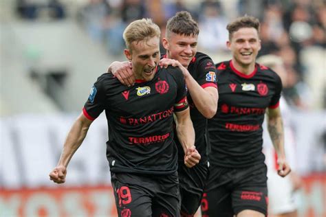 Widzew Korona transmisja w TV i online Gdzie oglądać mecz