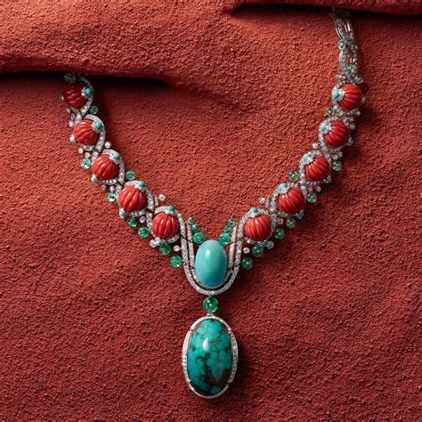Cartier 卡地亚 Yfalos 绿松石珊瑚祖母绿项链 iDaily Jewelry 每日珠宝杂志