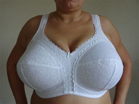 White Bra Fetish Busty Matures In White Bra 22 Pics Xhamster