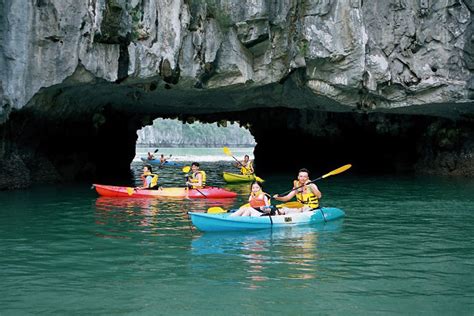 Tour du lịch Cát Bà 3 ngày 2 đêm bằng tàu Cao Tốc chất lượng dịch vụ tốt