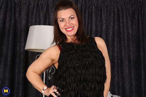 This British Milf Loves To Play Alone