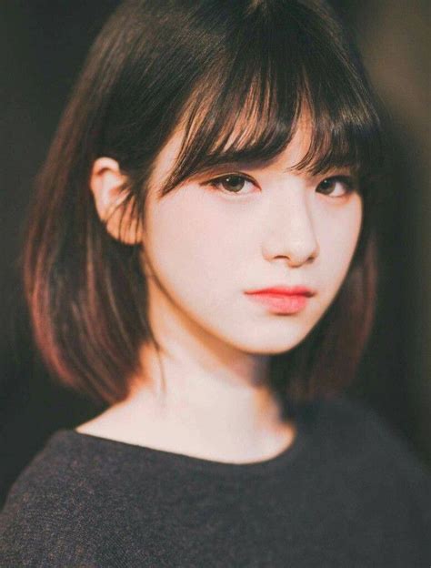 33 Short Hair Style For Woman Korean Ironapompeyo