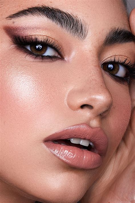 Festive Make Up Inspo Makeup Inspiration Natural Makeup Eye Makeup