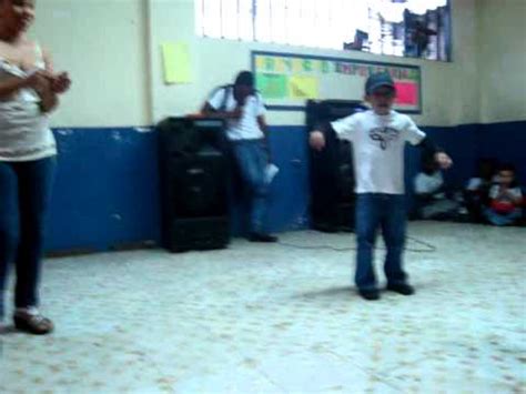 DANIEL OCHOA EN SU PRIMERA PRESENTACION EN EL COLE YouTube