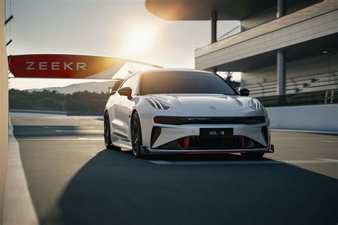 Zeekr Fr Debuts With Four Motors Tank Turns And Hp Carscoops