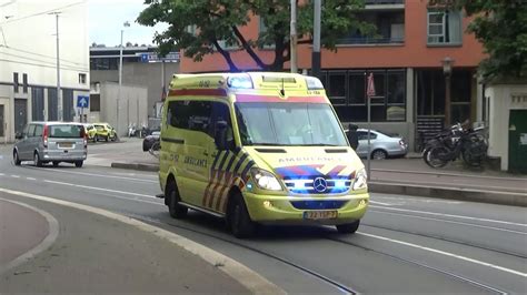 Politie En Ambulances Met Spoed In Amsterdam Youtube