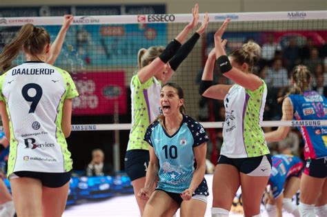 Il Bisonte Sogna A Lungo Ma Novara Impatta La Serie Lega Pallavolo
