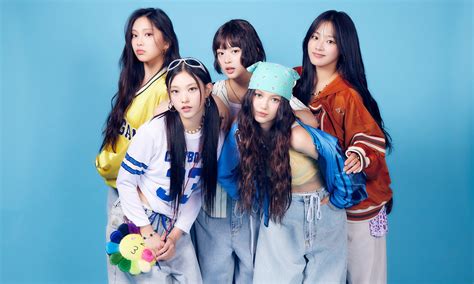 NewJeans東京ドーム公演後の想い語る WOWOWでスペシャル番組決定新ビジュアル公開 モデルプレス