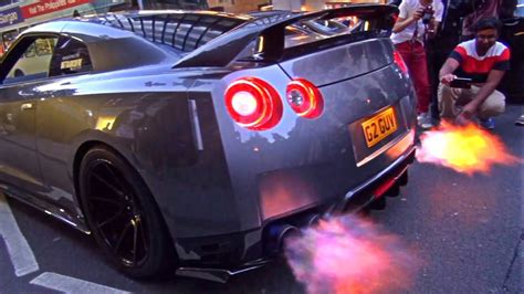 Insane Nissan GTR R35 HUGE FLAMES YouTube