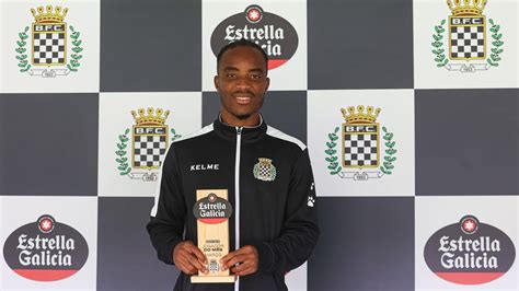 Jogador Do M S Estrella Galicia Mar O Bruno Onyemaechi Youtube