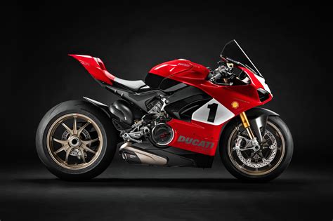2020 Ducati Panigale V4 25 Anniversario 916 Guide Total Motorcycle