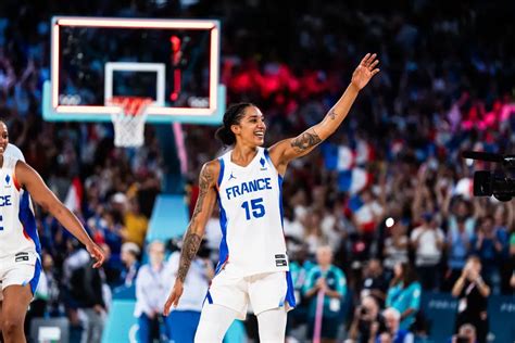 Gabby Williams remporte le Trophée Alain Gilles 2024