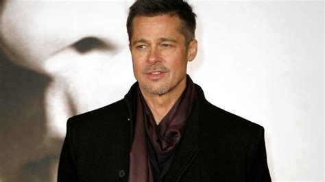 Oh No Brad Pitt Scheidungs Schlacht Mit Angelina Jolie Macht Ihn Paranoid
