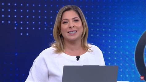 Xuxa Do Jornalismo Globo Faz Alarde Para Exibir Daniela Lima
