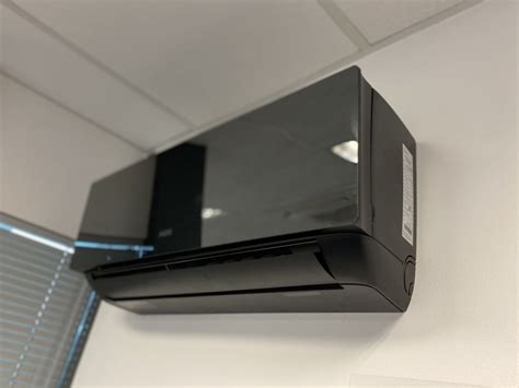 Klimatyzator Split Inverter AUX J Smart Art AUX 09JP Na Max 25m2