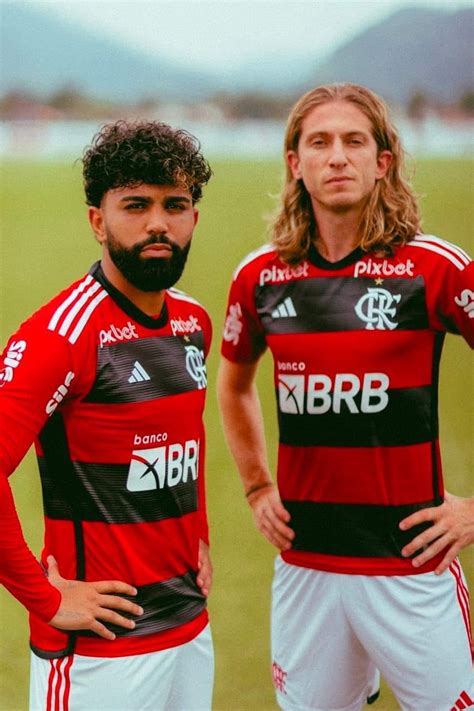 Planeta do Futebol on Twitter Gabigol Filipe Luís e Pedro posam