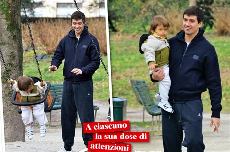 Luigi Berlusconi Tenero Pap Le Foto Al Parco Con I Figli