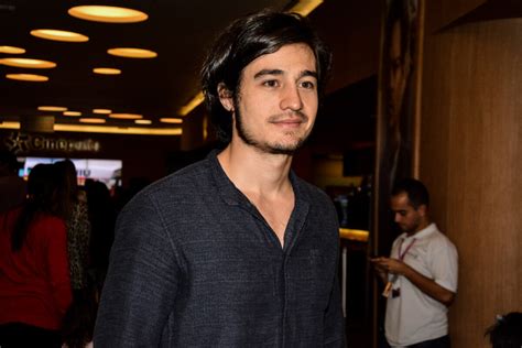 Foto Tiago Iorc vai a lançamento de filme em São Paulo Purepeople