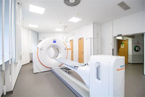 Neues Pet Ct F R Das Klinikum M Nchen Rechts Der Isar Mri Perner