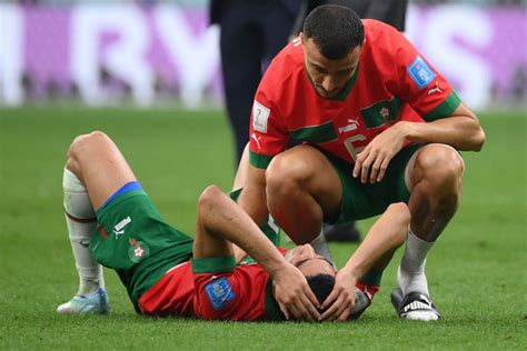 Francia despierta del sueño a Marruecos y Mbappé se cita con Messi por