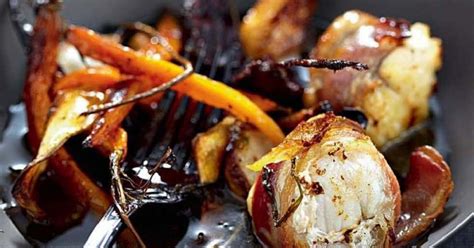 Recette médaillons de lotte aux légumes rôtis Marie Claire