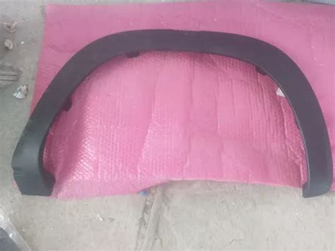 Fender Moldura Guardabarro Del Derecho Renault Kwid Original Env O Gratis