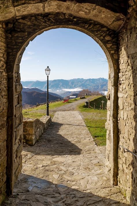 Borghi della Garfagnana i più belli da scoprire nella provincia di