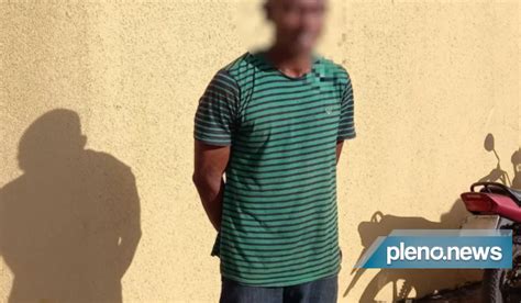 Homem é preso suspeito de tirar a roupa e assediar pedestres