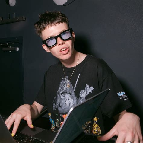 Gara Lonning YouTube