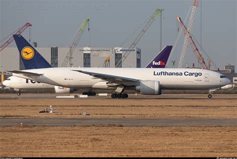 D ALFA Lufthansa Cargo Boeing 777 FBT Photo By HuoMingxiao ID 1369086