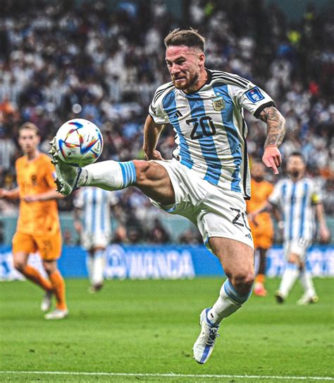 Ataque Futbolero on Twitter Alexis Mac Allister es un fenómeno https