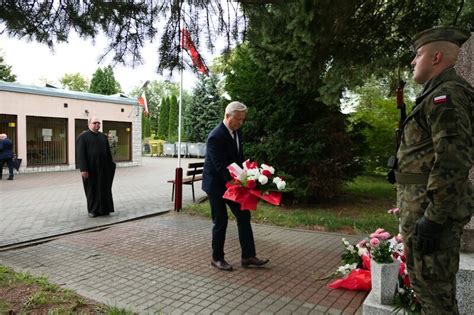 83 Rocznica Wybuchu II Wojny Światowej uroczystości na cmentarzach