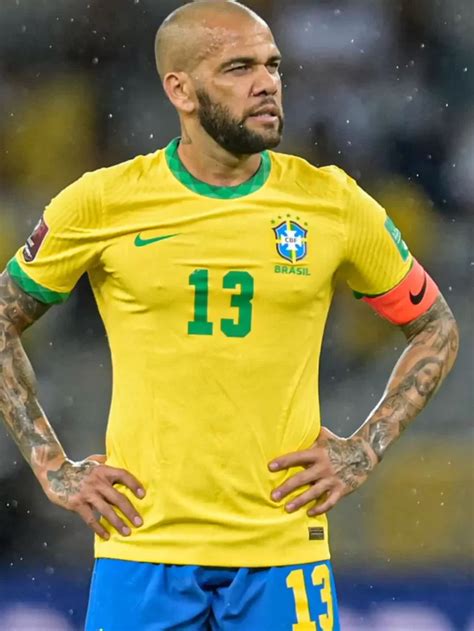 Jogadores De Futebol Brasileiros Que J Foram Ou Est O Presos