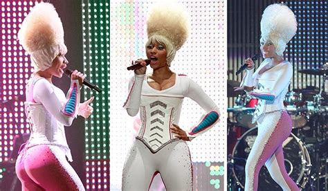 Motrell Tells Shock Pic Nicki Minaj Pulls Out A Sextoy On Stage And Starts Errr