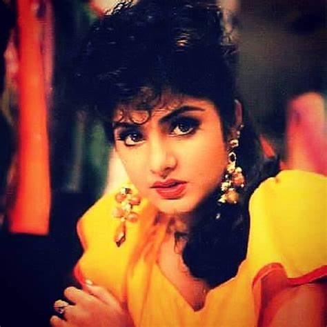 Divya Bharti Divya Bharathi HD Phone Wallpaper Pxfuel