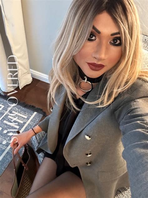 SilkCovered on Twitter 这周末长这样 自觉妆容还行所以早上刚打扮完毕就被老婆催着出门去逛街了涂了新买的新口红