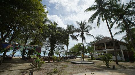 Lalassa Beach Club Tanjung Lesung