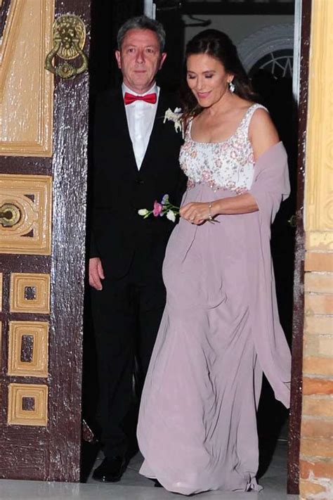 Alonso Guerrero ex de Letizia cumple 60 años y publica novela
