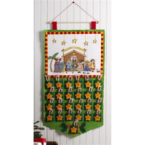 Amazon BUCILLA Christmas Pageant Advent Calendar Felt Applique Kit